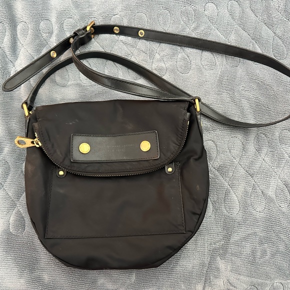 Marc Jacobs | Bags | Marc Jacobs Small Crossbody | Poshmark